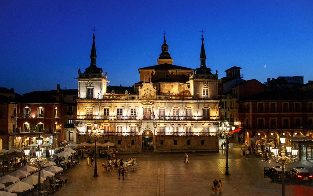 Centro León – Ensanche: el corazón moderno y vibrante de la ciudad ...